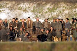 How to Be an Extra in a Movie & How Much Do Extras Get Paid - Acting in ...